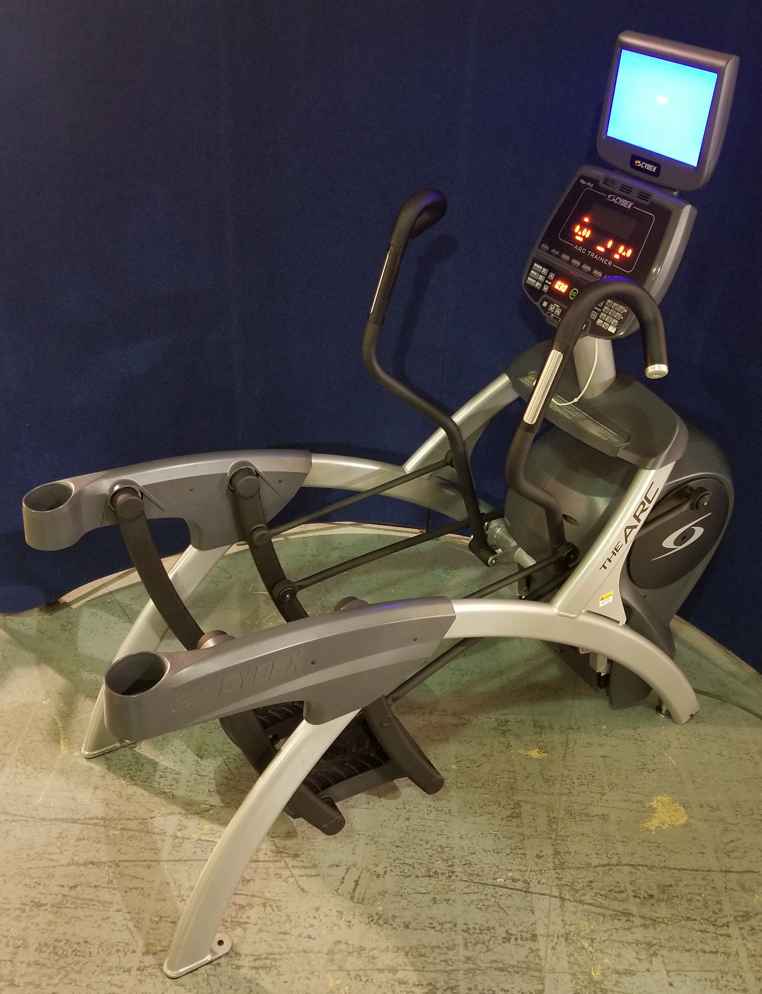 Cybex 750AT Arc Trainer | Keystone Fitness